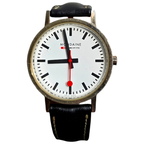 Mondaine | Accessories | Vintage Mondaine Swiss Railway Watch Unisex ...